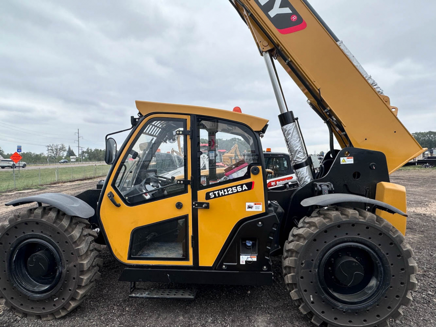 Forklifts & Telehandlers – Acorn Machinery